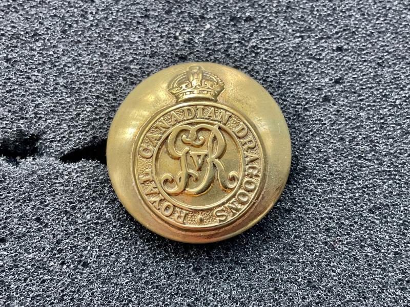 WW1 Royal Canadian Dragoons button by Scully – Gradia Militaria