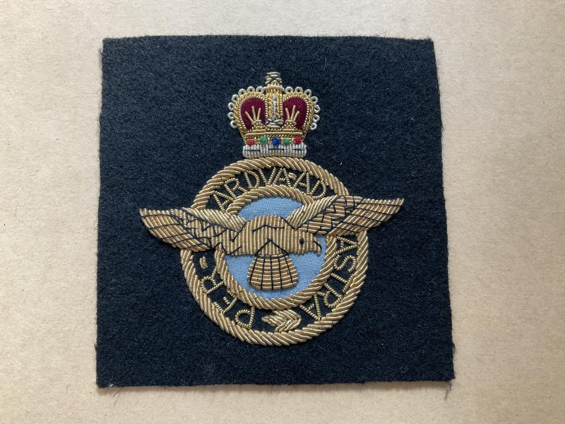 Post 1952 RAF bullion blazer badge – Gradia Militaria