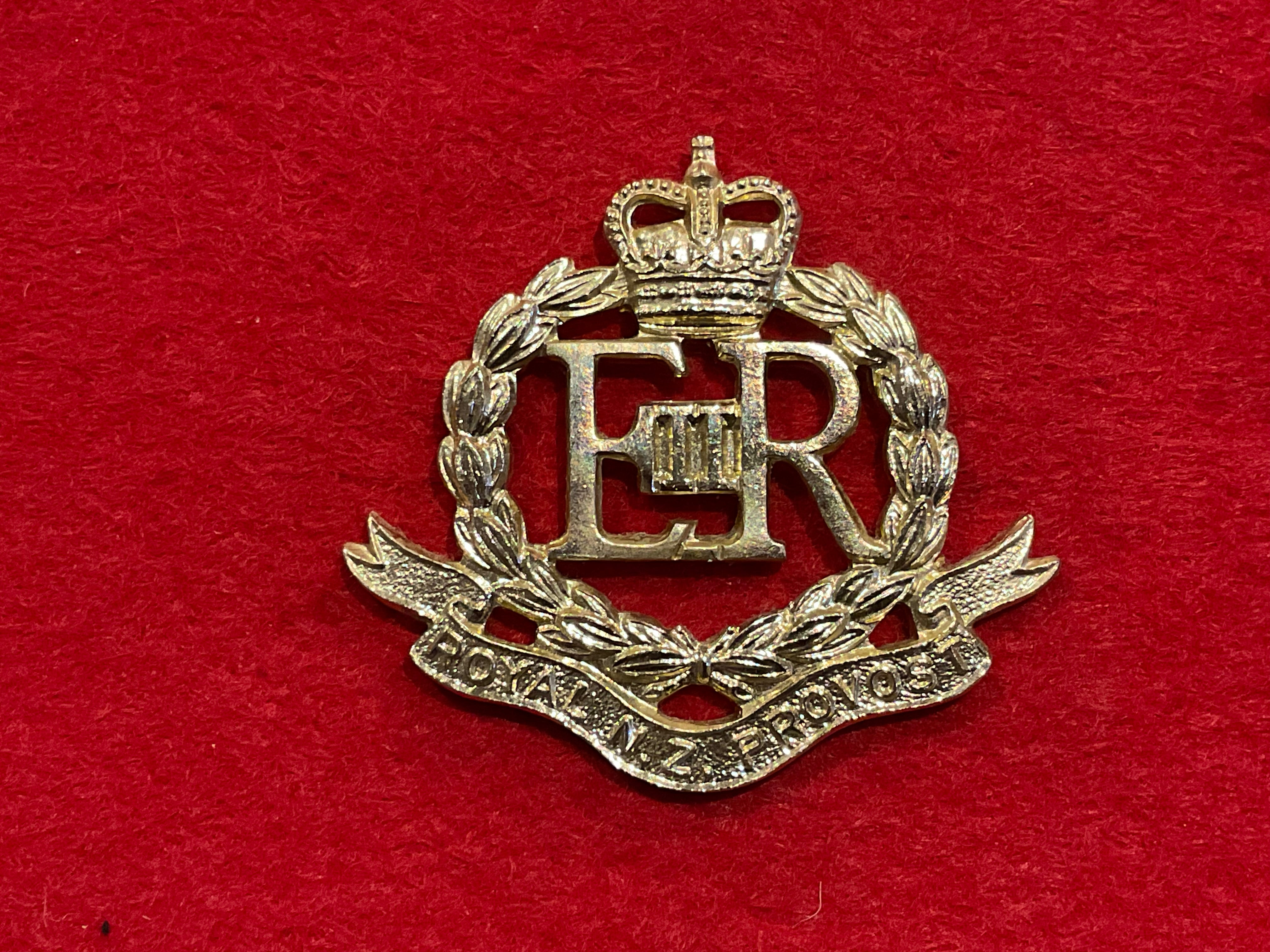 Anodised Royal N.Z Provost Corps cap badge. – Gradia Militaria
