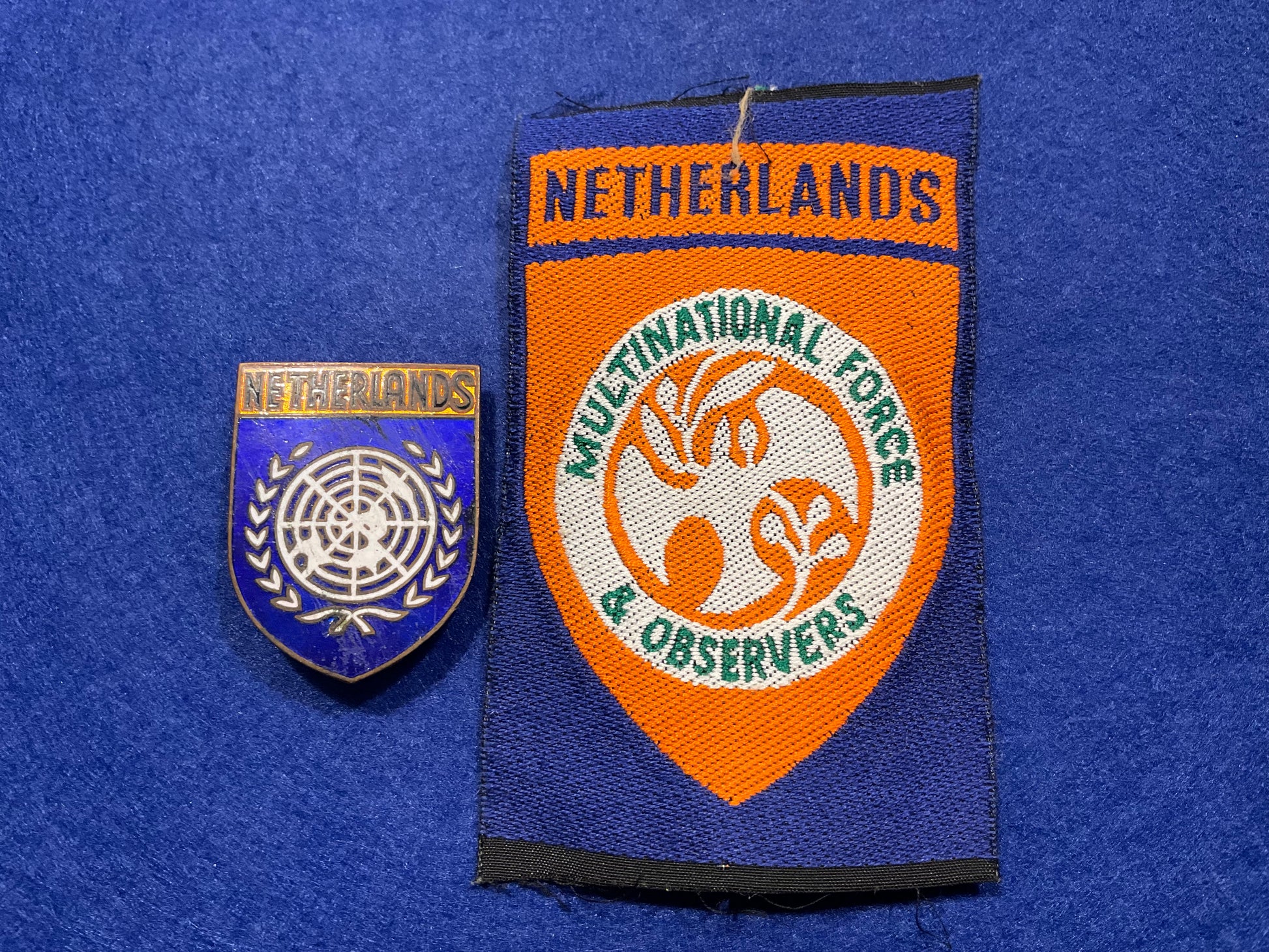 Netherlands Multinational Force & Observers sleeve & lapel badge (Sina ...