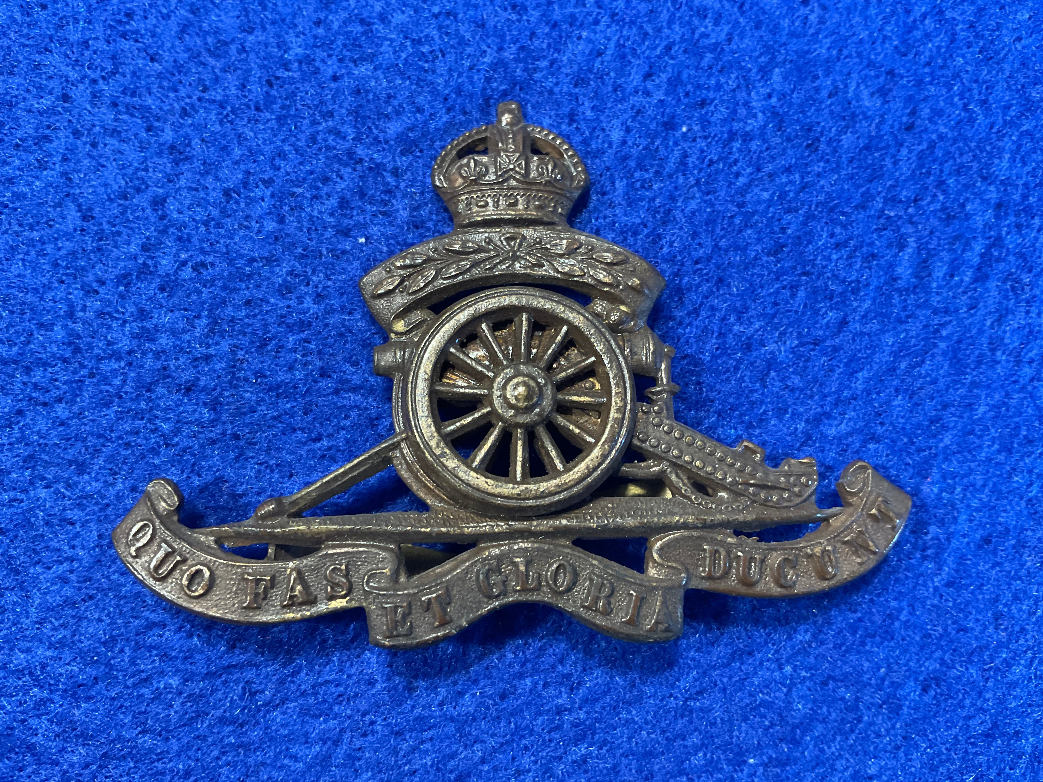 Post 1902 Royal Artillery, Territorial O.S.D cap badge. – Gradia Militaria